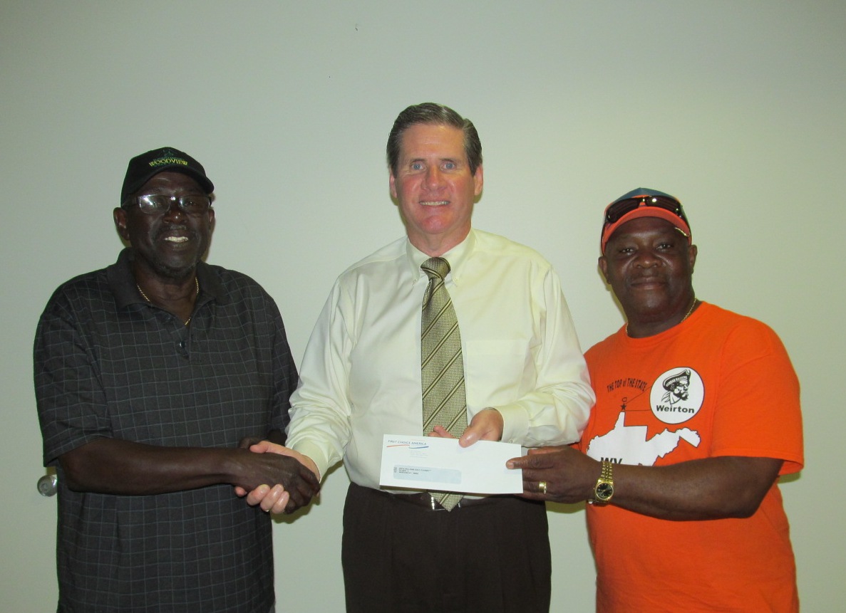 Credit Union contributes to golf scramble | News, Sports, Jobs ...